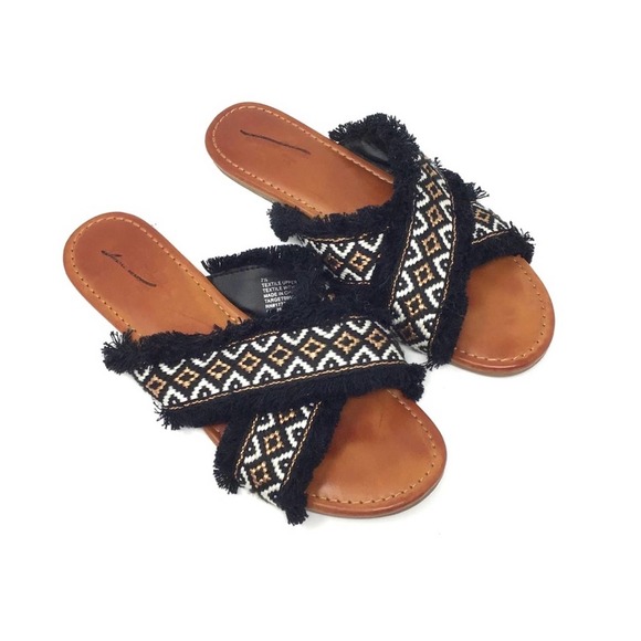 Universal Thread | Shoes | Universal Thread Jupiter Black Cross Strap ...